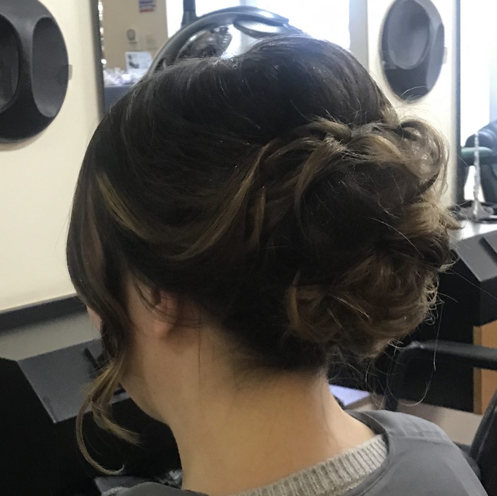 Hair Cuts / Colouring | Facial & eyebrow threading | Headline Salon | Perth